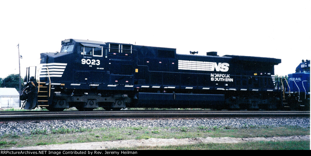 NS 9023 (1)